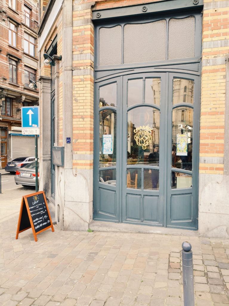 Chabrol Restaurant : une cuisine engagée et savoureuse | Lau à la menthe